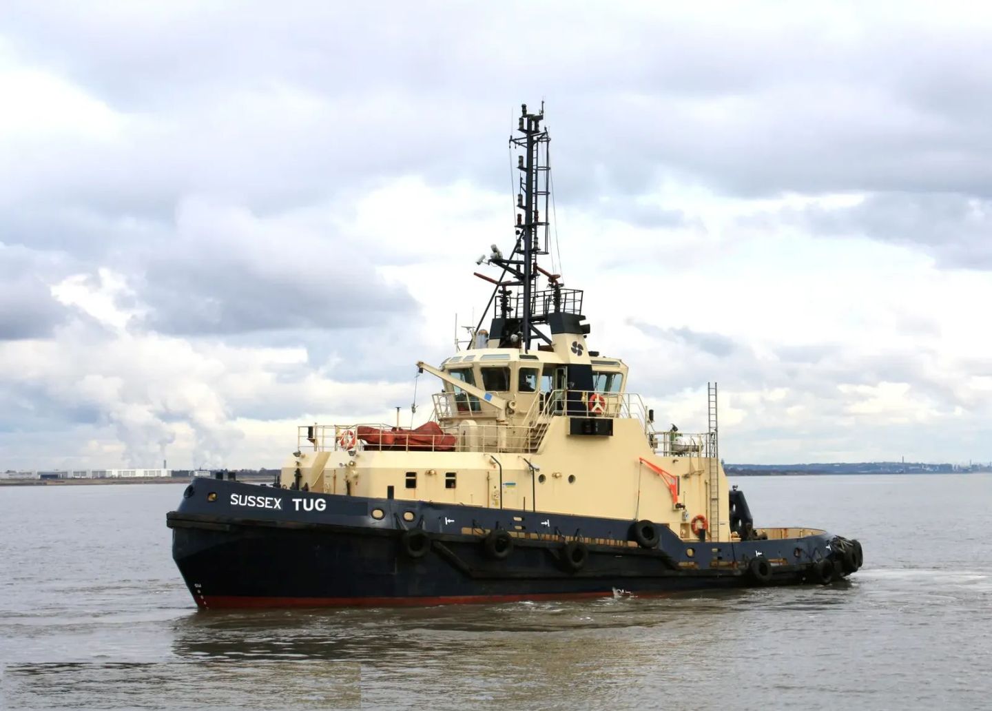 “SUSSEX TUG” – CADIA TOWAGE